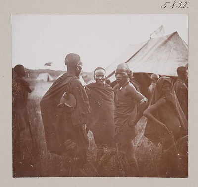 Wakamba Männer | Weltmuseum Wien