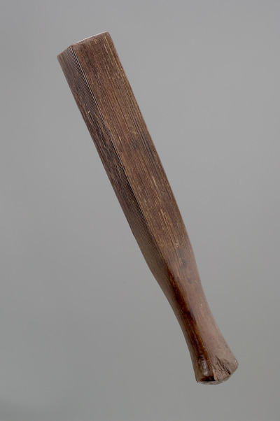 Barkcloth beater | Weltmuseum Wien