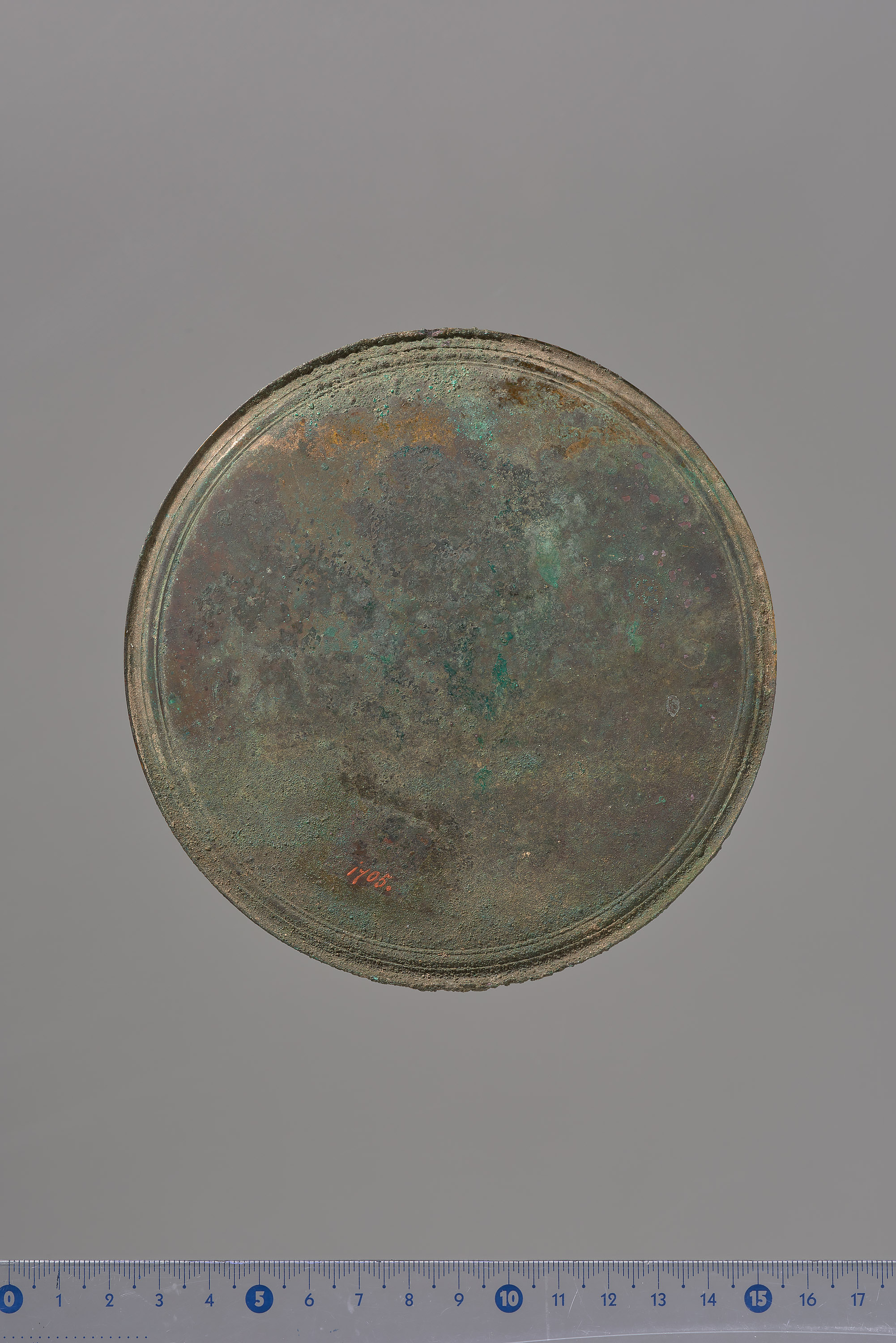 Kunsthistorisches Museum: Spiegel: Unterer Teil eines Klappspiegels