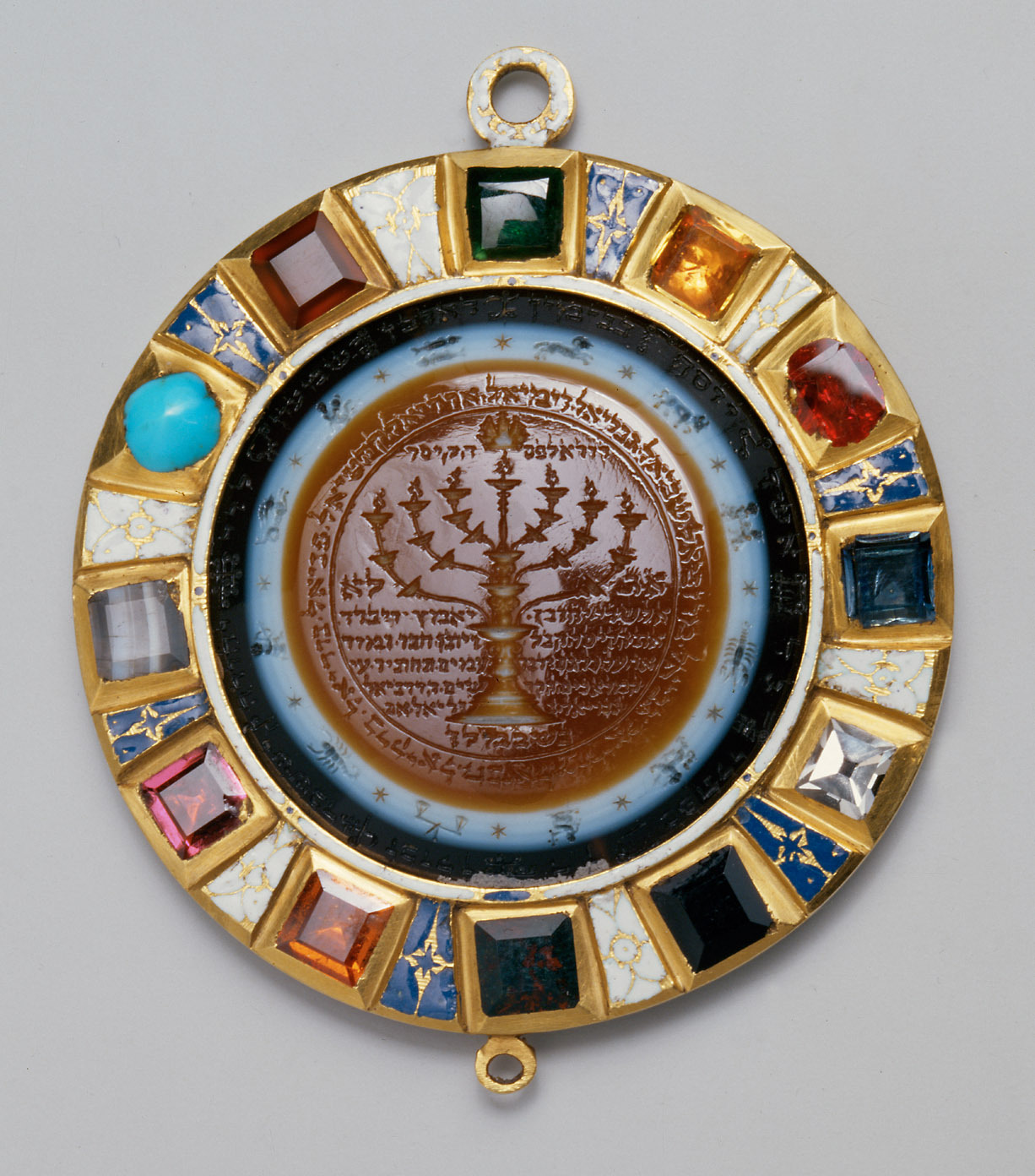 Kunsthistorisches Museum: Amulett in Form eines Choshen (Brustplatte d ...
